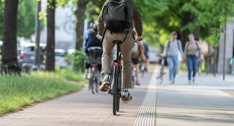 The health and economic benefits of active commuting in Scotland